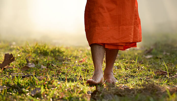 This Walking Trick Reduces More Anxiety Than Exercise Alone